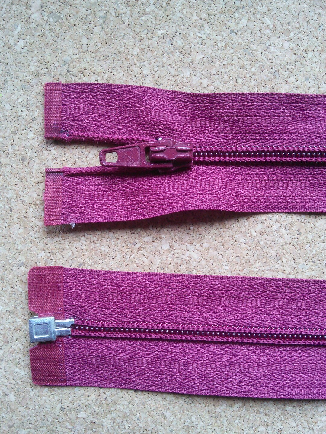 Raspberry Red Zip 23.5 Inch 59.5cm Nylon Separating Zip Open End Metal ...