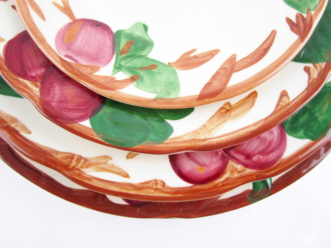 10" Plates - Four Franciscan 'apple' Pattern Dinner Plates - Mix and ...