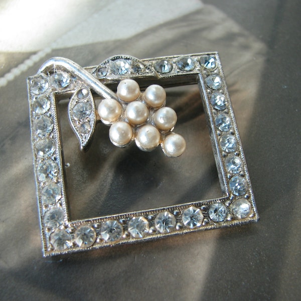 Square Brooch - Etsy