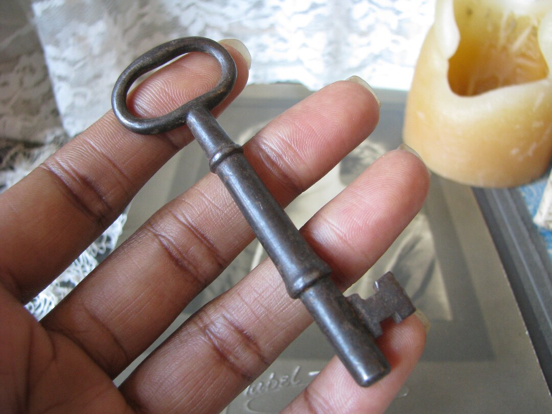 Antique Halloween Decor, Antique French Key, Antique Skeleton Key ...