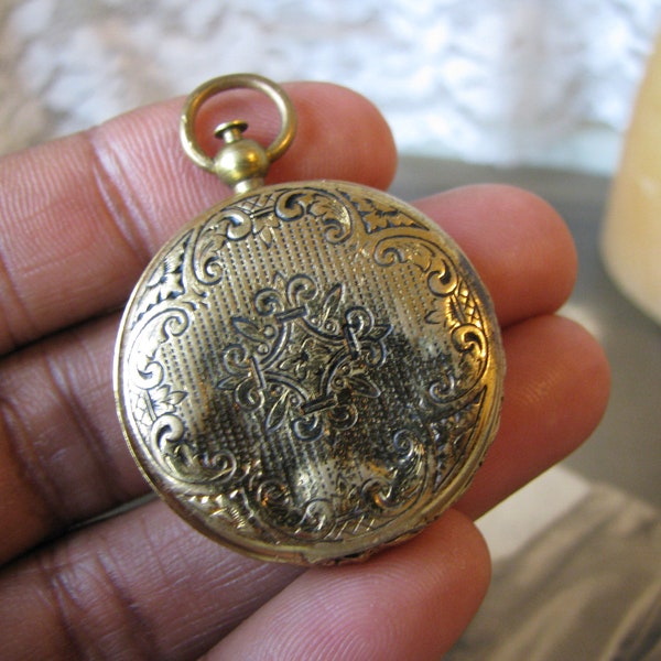 Vintage Coro Locket - Etsy