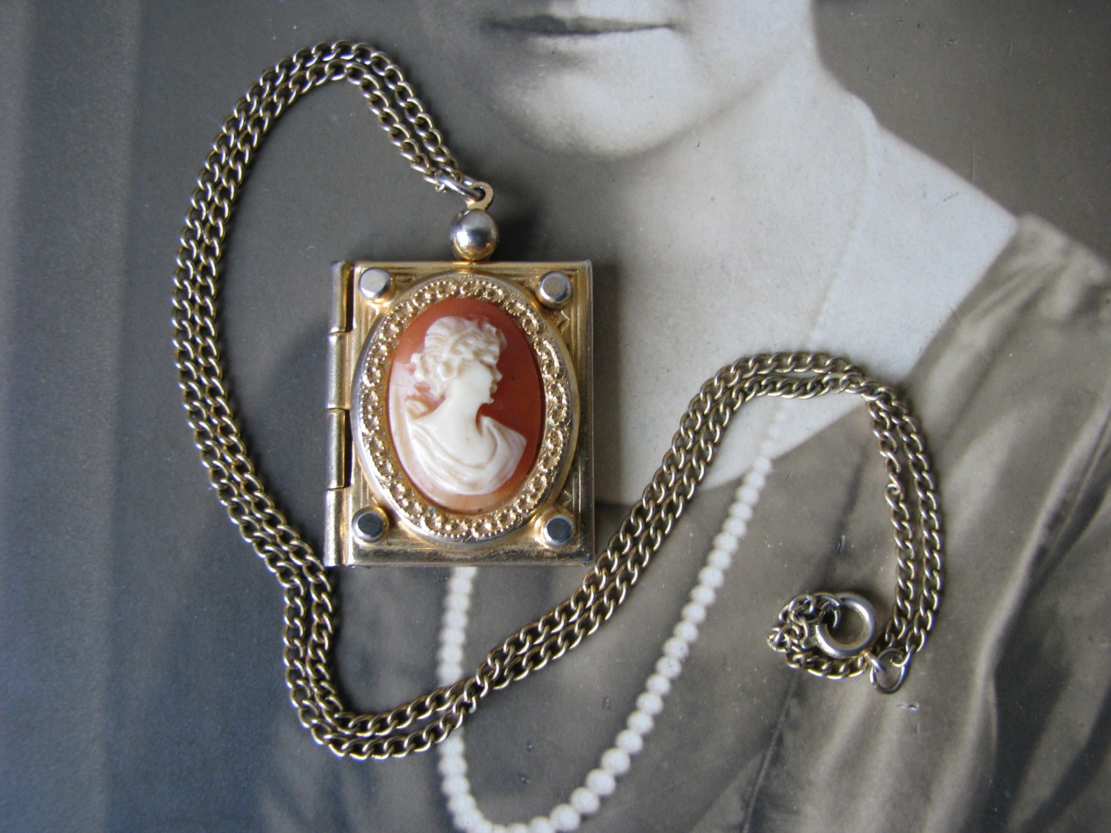 Vintage Cameo Book Locket, 16'' Chain - Etsy