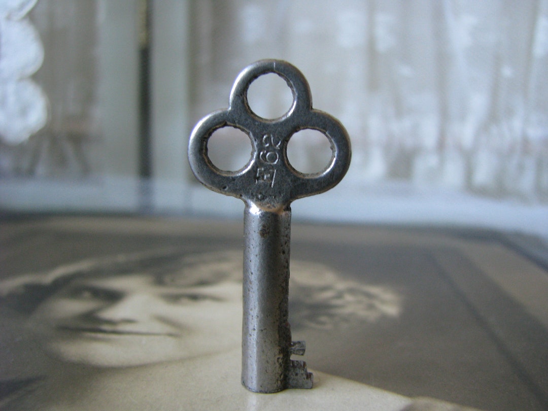 Antique Key, Small Antique Key, Clover Top Antique Key, Antique ...