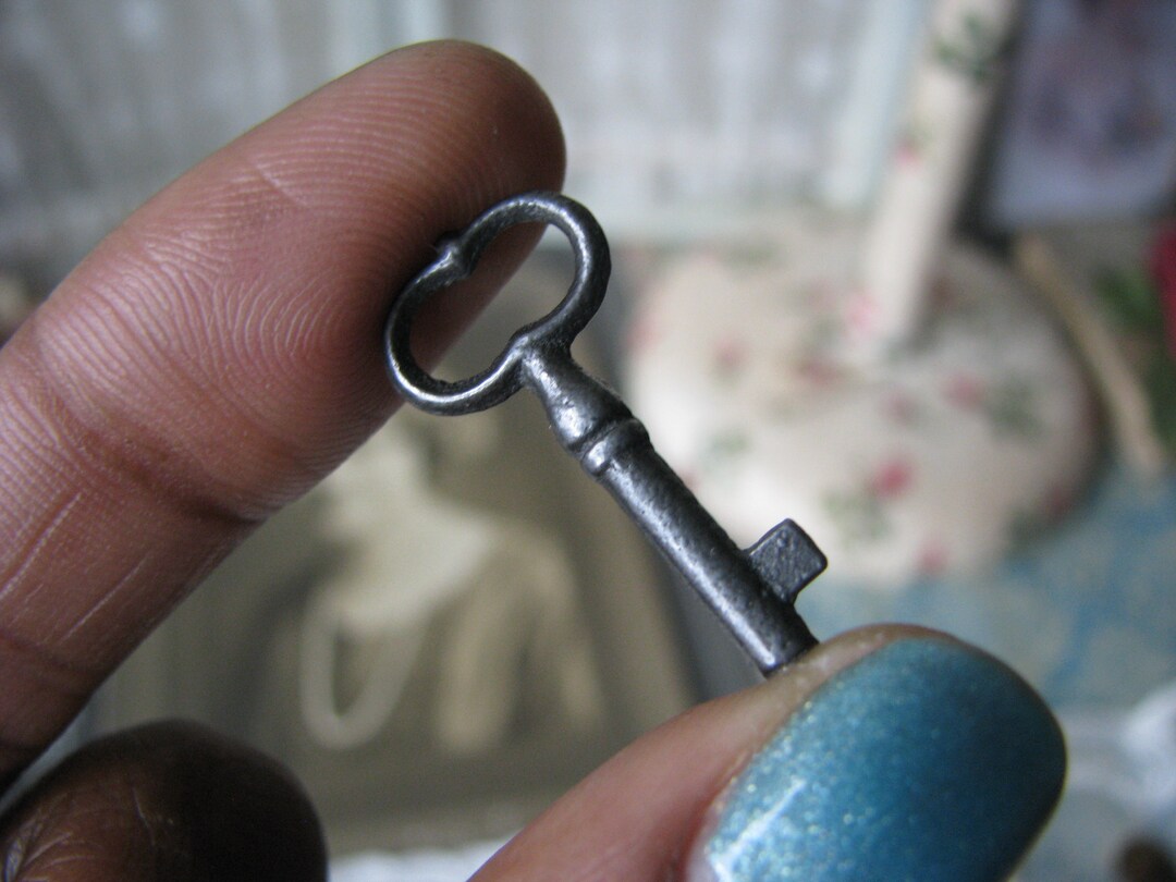 Miniature Key, Tiny Antique Key, Antique Heart Shaped Key, Antique ...