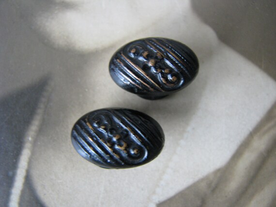 Cufflinks Victorian Repousse Hearts And Scrolling Bean Back Very ... Cufflinks Victorian Repousse Hearts And Scrolling Bean Back Very ...