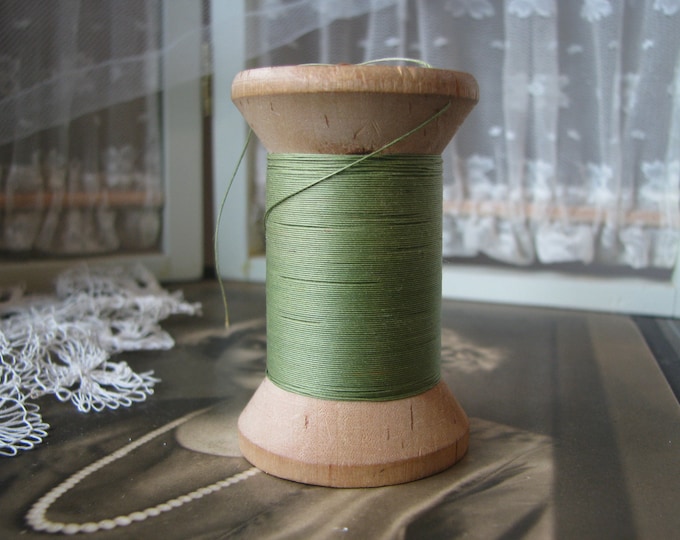Antique Spool of Thread, Large Antique Spool, Antique Wooden Spool ...