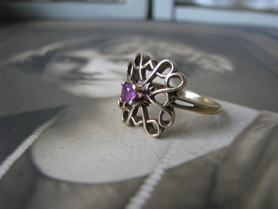 Vintage Avon Ruby Ring, Avon Filigree Ring, Gold Plat… - Gem