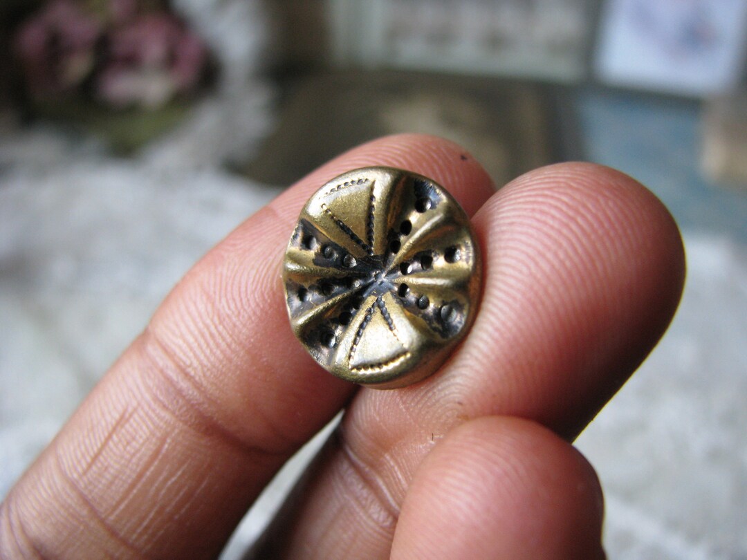 Antique Twinkle Button, Antique Picture Button, Antique Mirrored Button ...