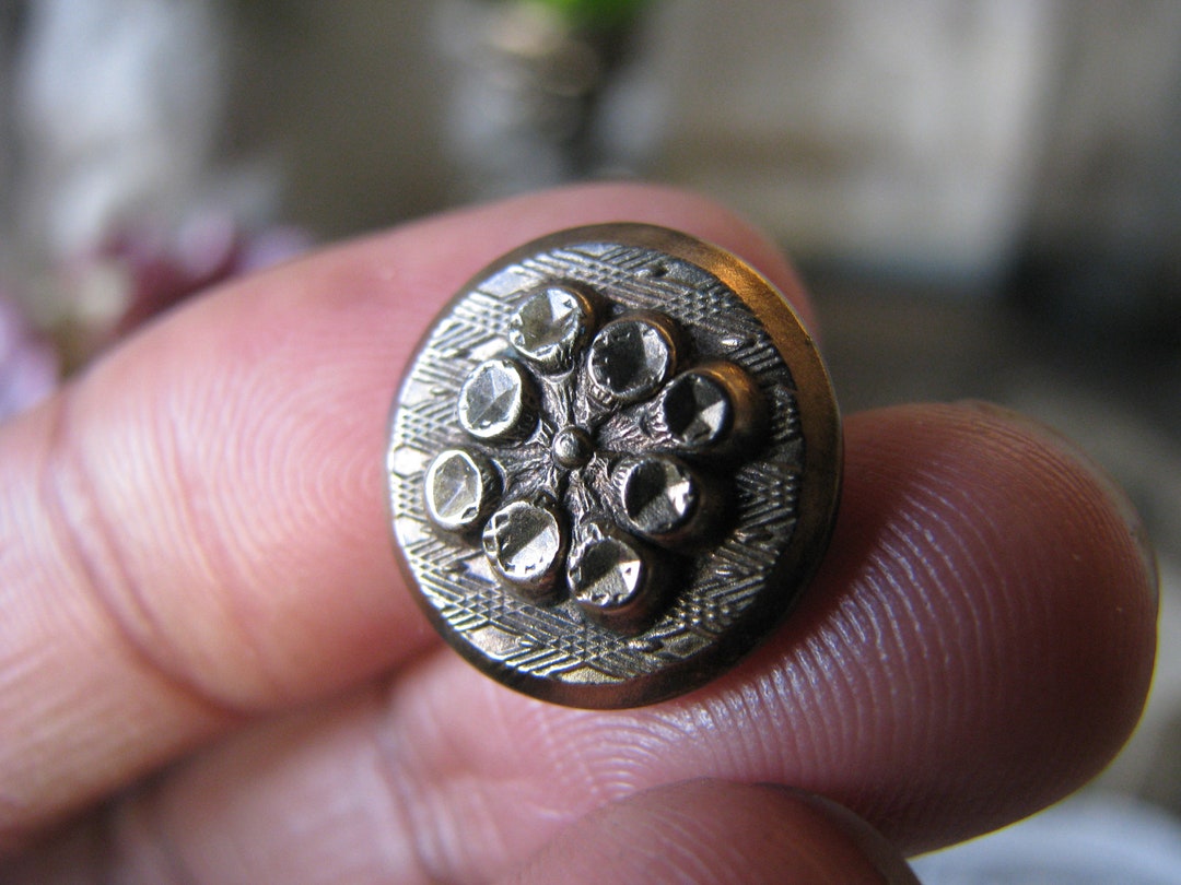 Antique Golden Age Button, Chased Brass Button, Gold Gilt Button ...