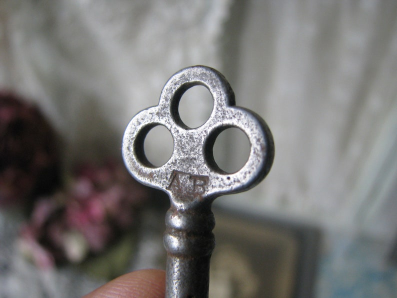 Antique Key Small Antique Key Clover Top Antique Key - Etsy