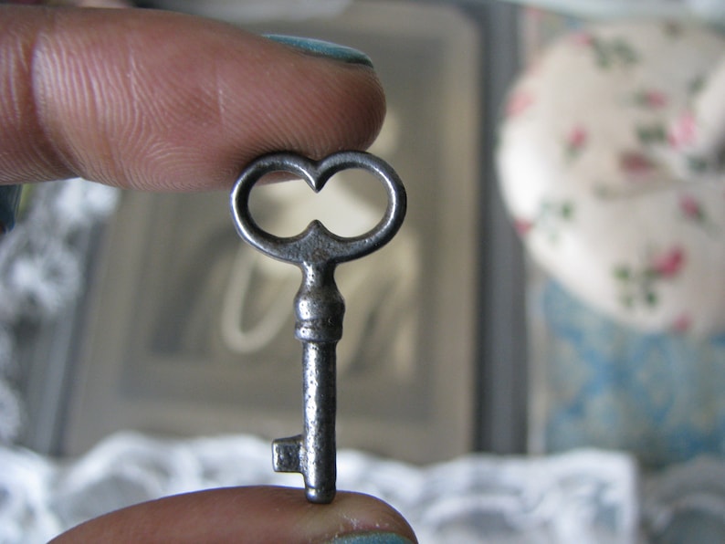 Miniature Key Tiny Antique Key Antique Heart Shaped Key - Etsy