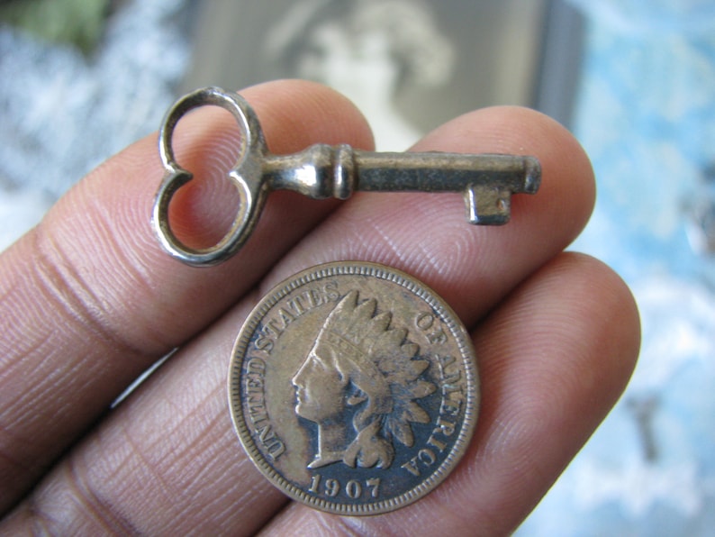 Miniature Key Tiny Antique Key Antique Heart Shaped Key - Etsy