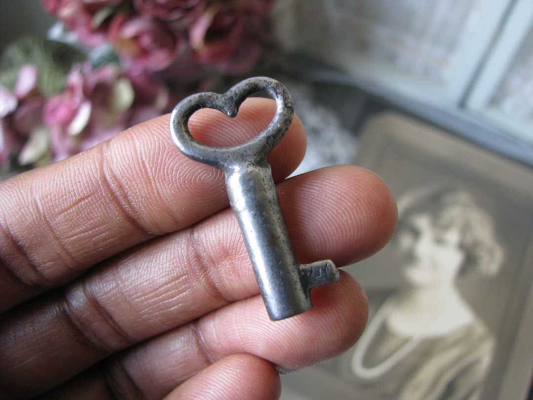 Antique Heart Shaped Key Small Antique Key Antique Steampunk - Etsy