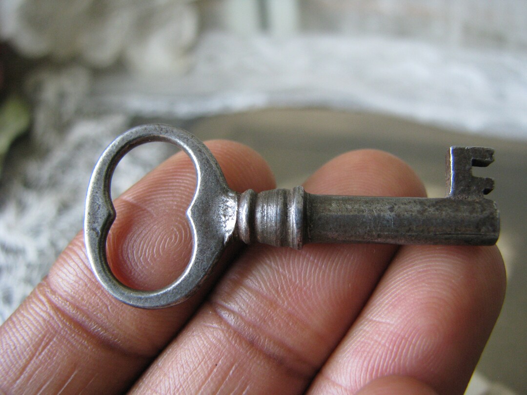 Antique Halloween Decor, Antique French Key, Antique Padlock Key, Large ...