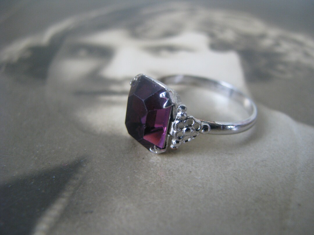 Art Deco Paste Ring, 1930's Paste Ring, Purple Paste Solitaire Ring ...
