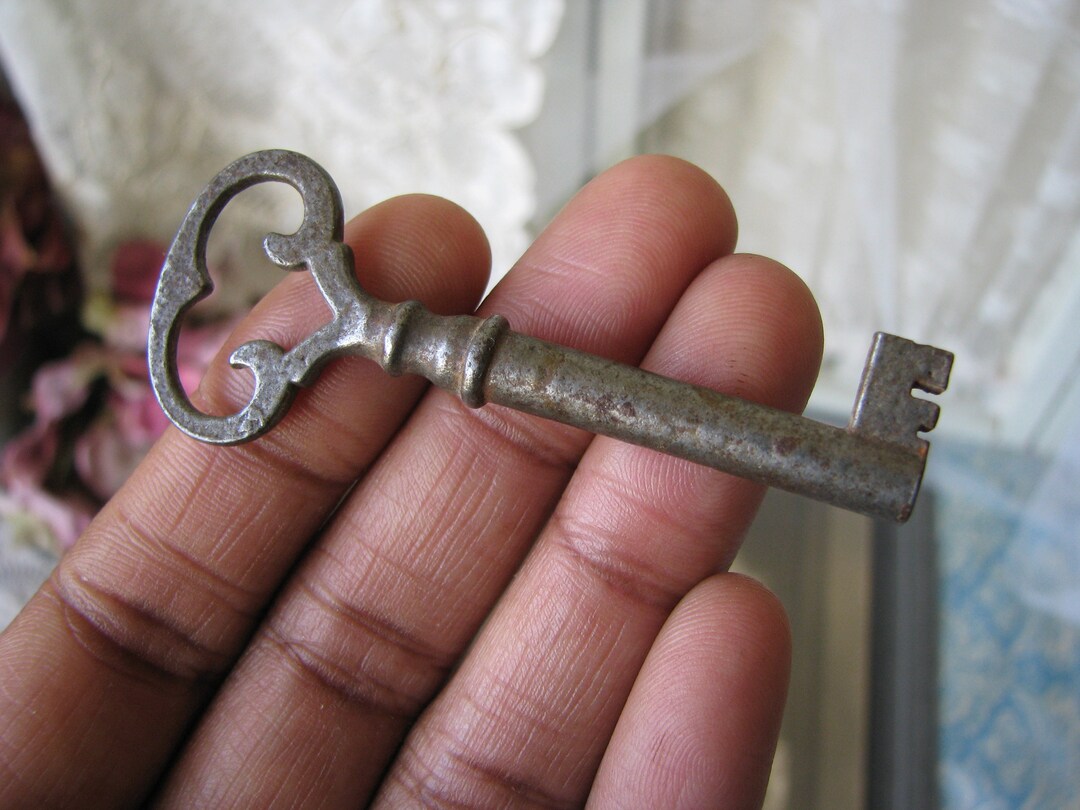 Antique Victorian Heart Key, Steampunk Love Token - Etsy