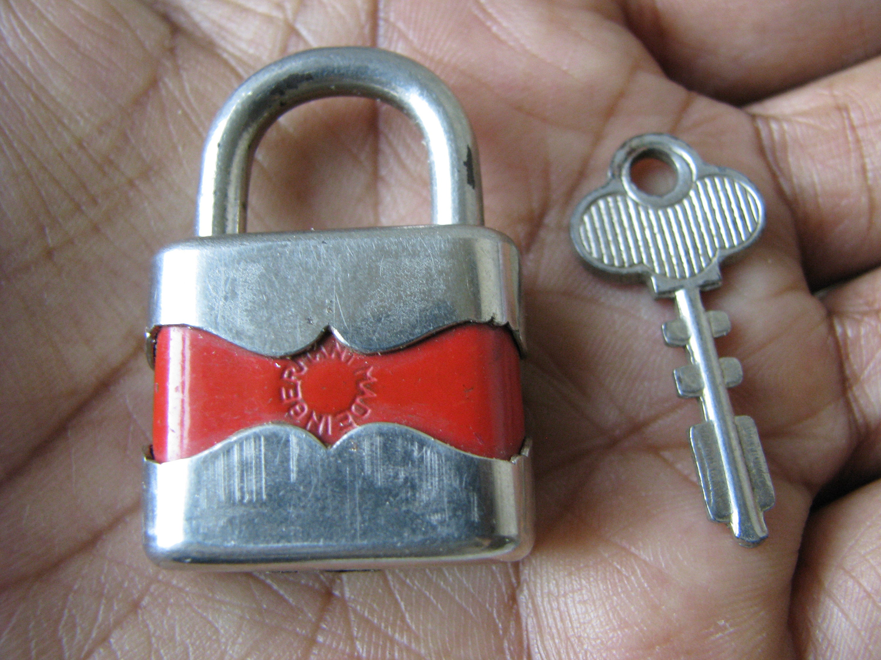 Vintage 1940's Red Padlock & Key Miniature Red Padlock - Etsy