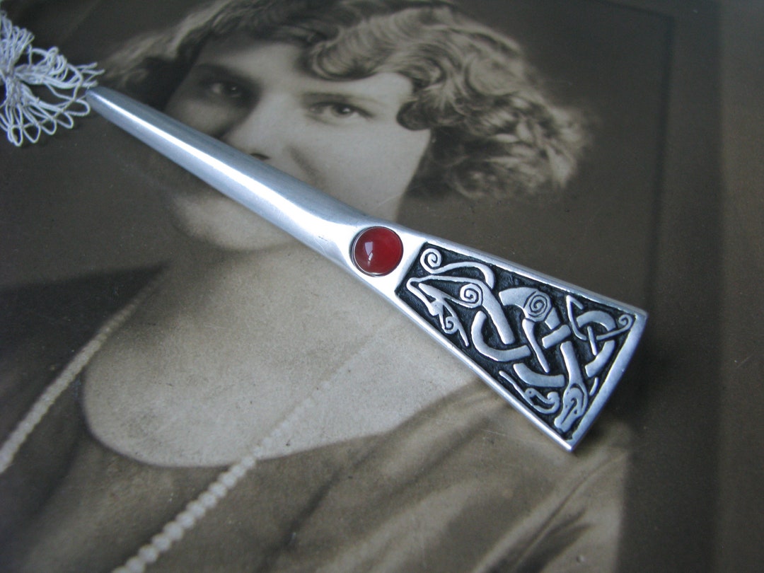 Vintage Kilt Brooch, St. Justin Pewter Brooch, Scottish Kilt Pin ...