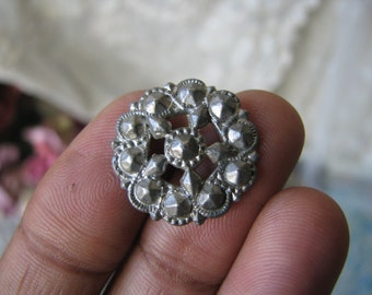 French Depose Button - Etsy