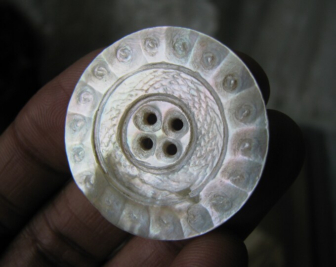 Antique Carved Shell Button, Antique Mother of Pearl Button, Mother of ...