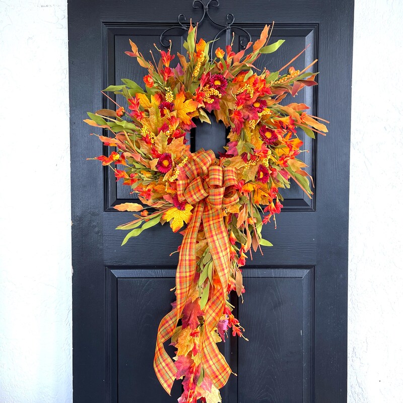 Outdoor Wreath - Etsy