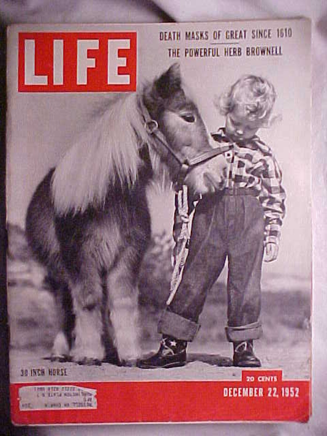 December 22, 1952 LIFE Magazine With Cynthia West and 30 Inch Mini ...