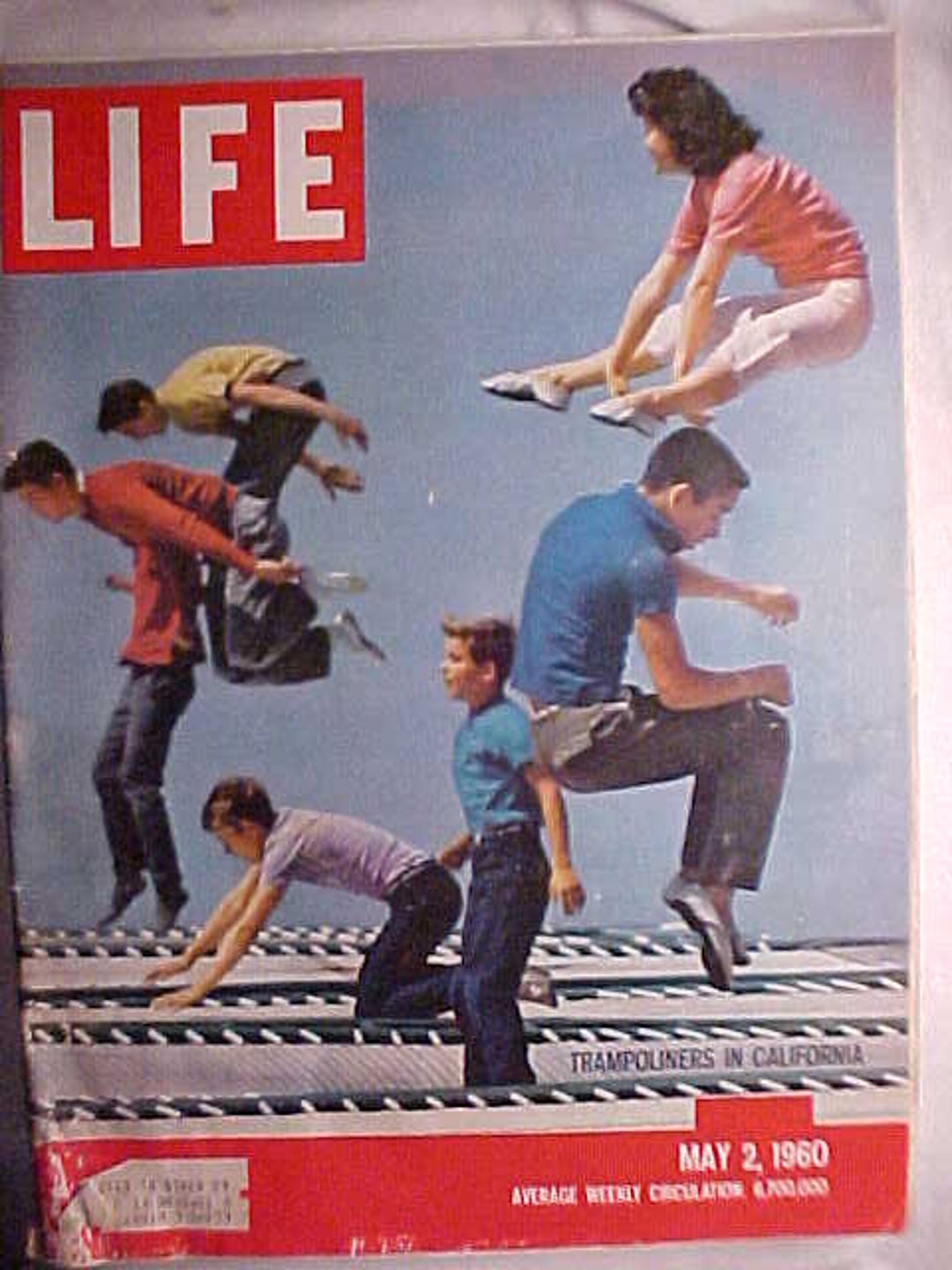 May 2, 1960 LIFE Magazine With Trampoliners in California on the Cover ...