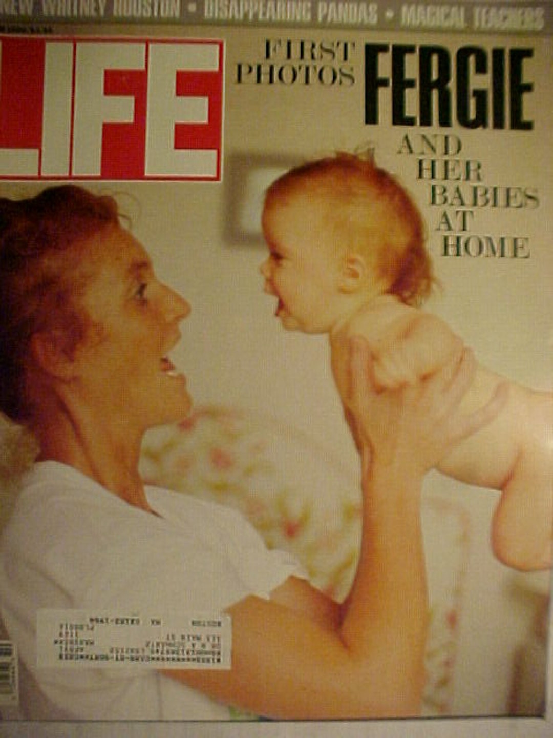 October 1990 LIFE Magazine With Fergie and Baby on the Cover Has 102 ...