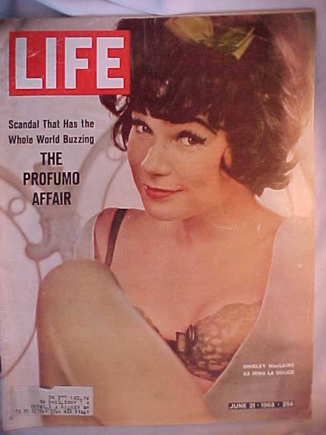 June 21, 1963 LIFE Magazine With Shirley Maclaine on the Cover Has 90 Pages of Ads and Articles ...