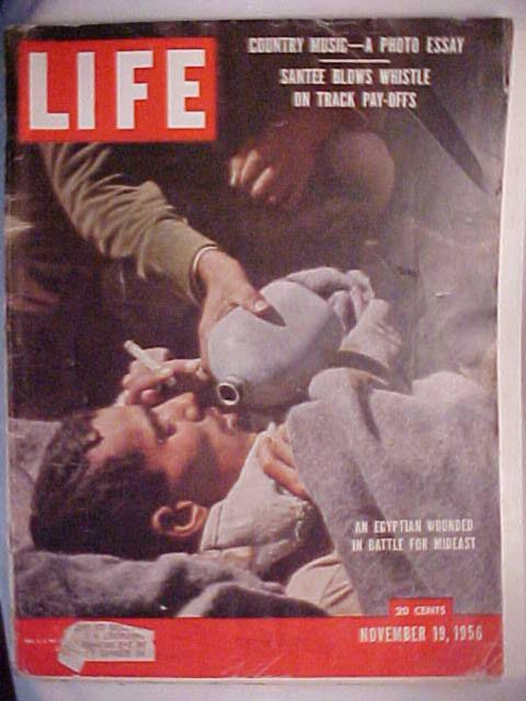 November 19, 1956 LIFE Magazine With Wounded Egyptian Soldier on the ...