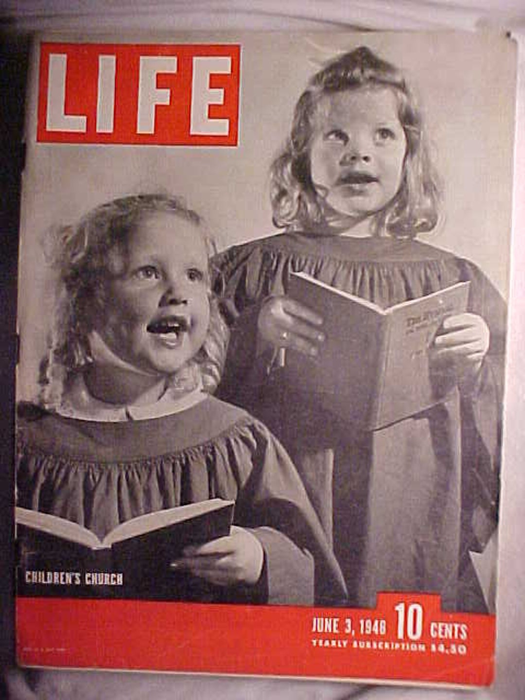 June 3, 1946 LIFE Magazine With Hymn Singers From Milton Mass on the ...