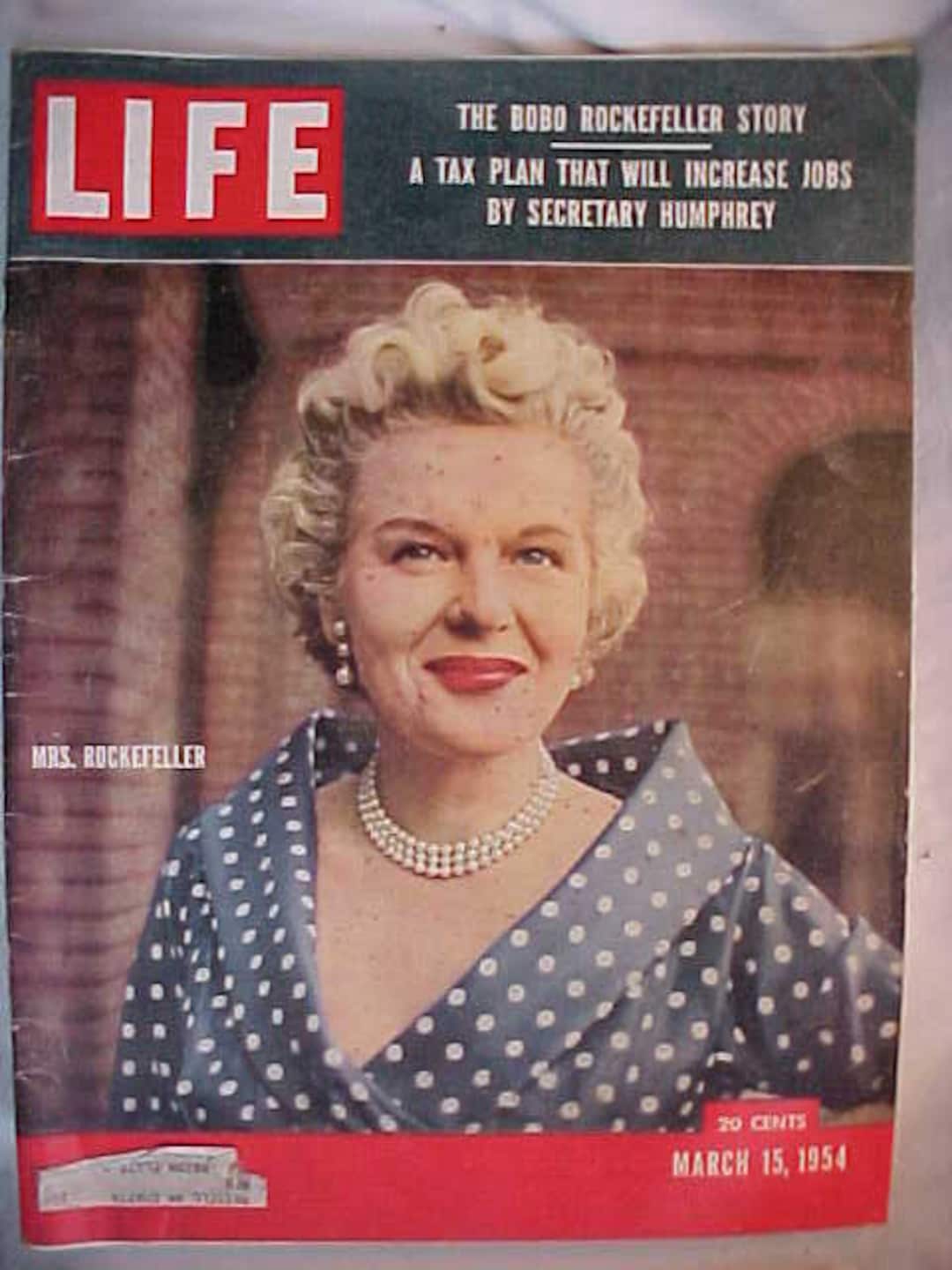 March 15, 1954 LIFE Magazine With Mrs. Rockefeller on the Cover Has 128 ...