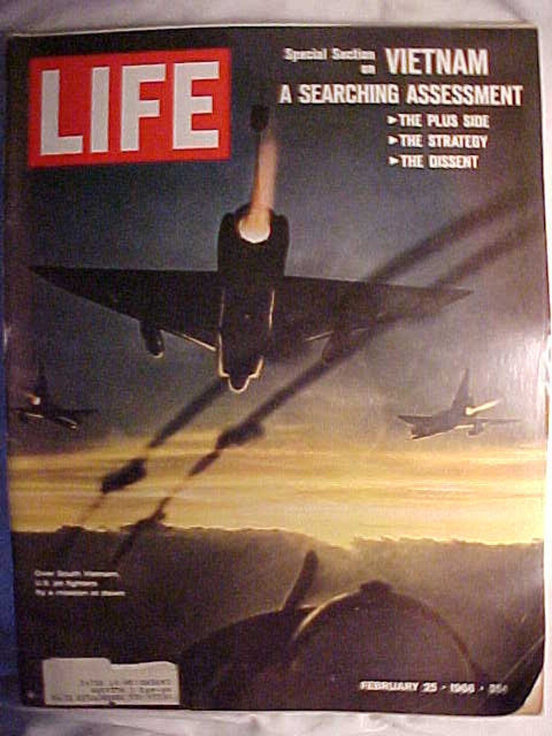 February 25, 1966 LIFE Magazine With U. S. Jet Fighters Over Vietnam on ...