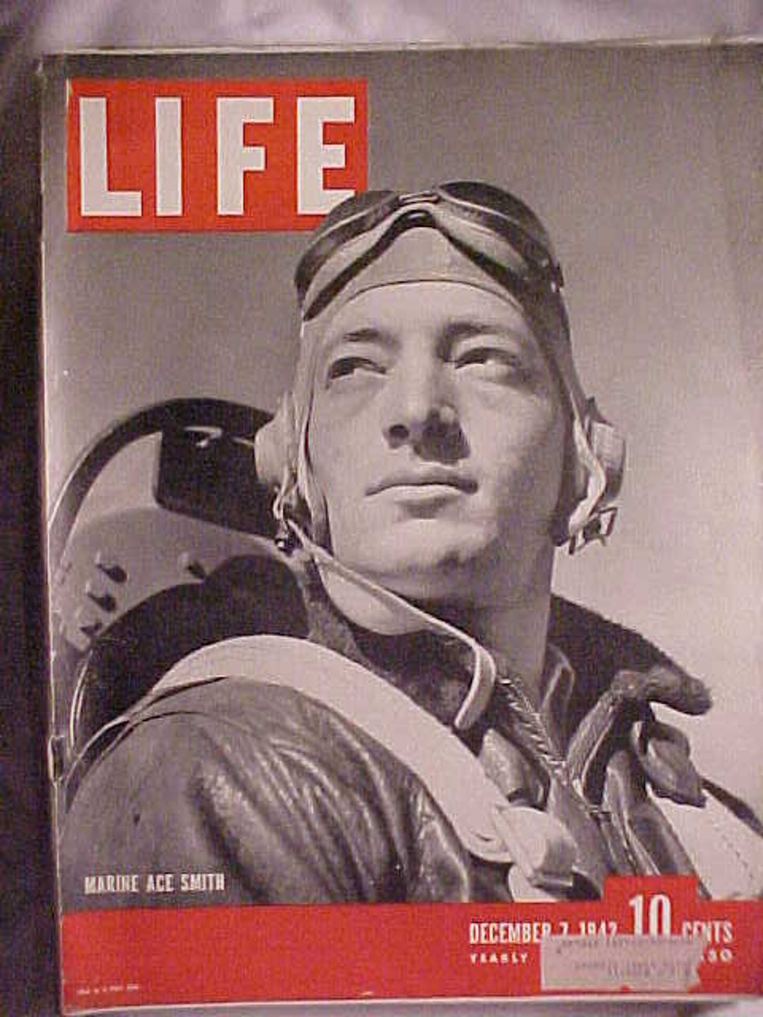 December 7, 1942 LIFE Magazine Major John L. Smith on the Cover Has 152 ...