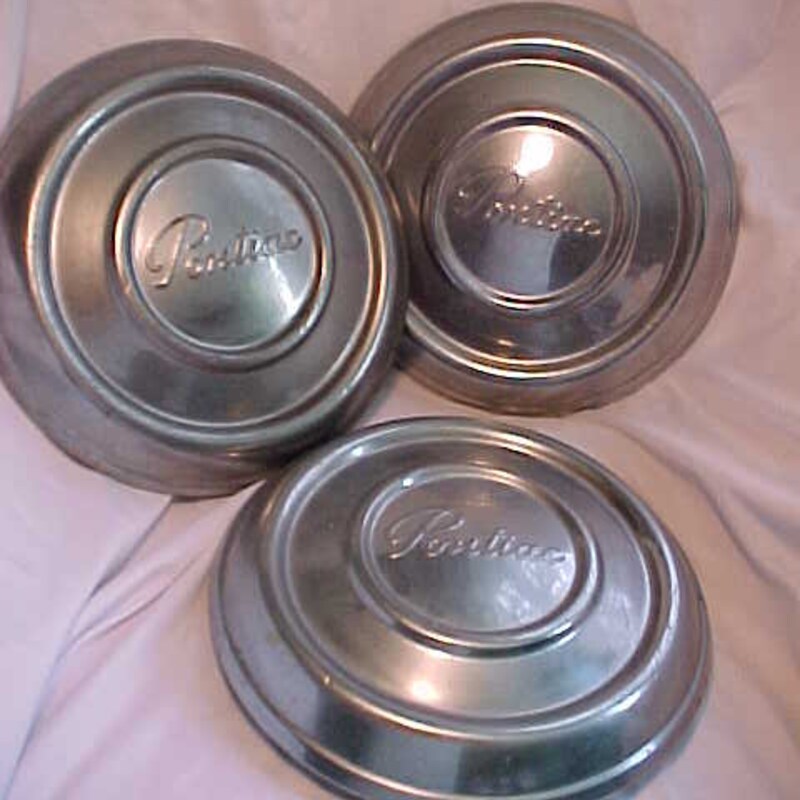 Vintage Hubcaps - Etsy