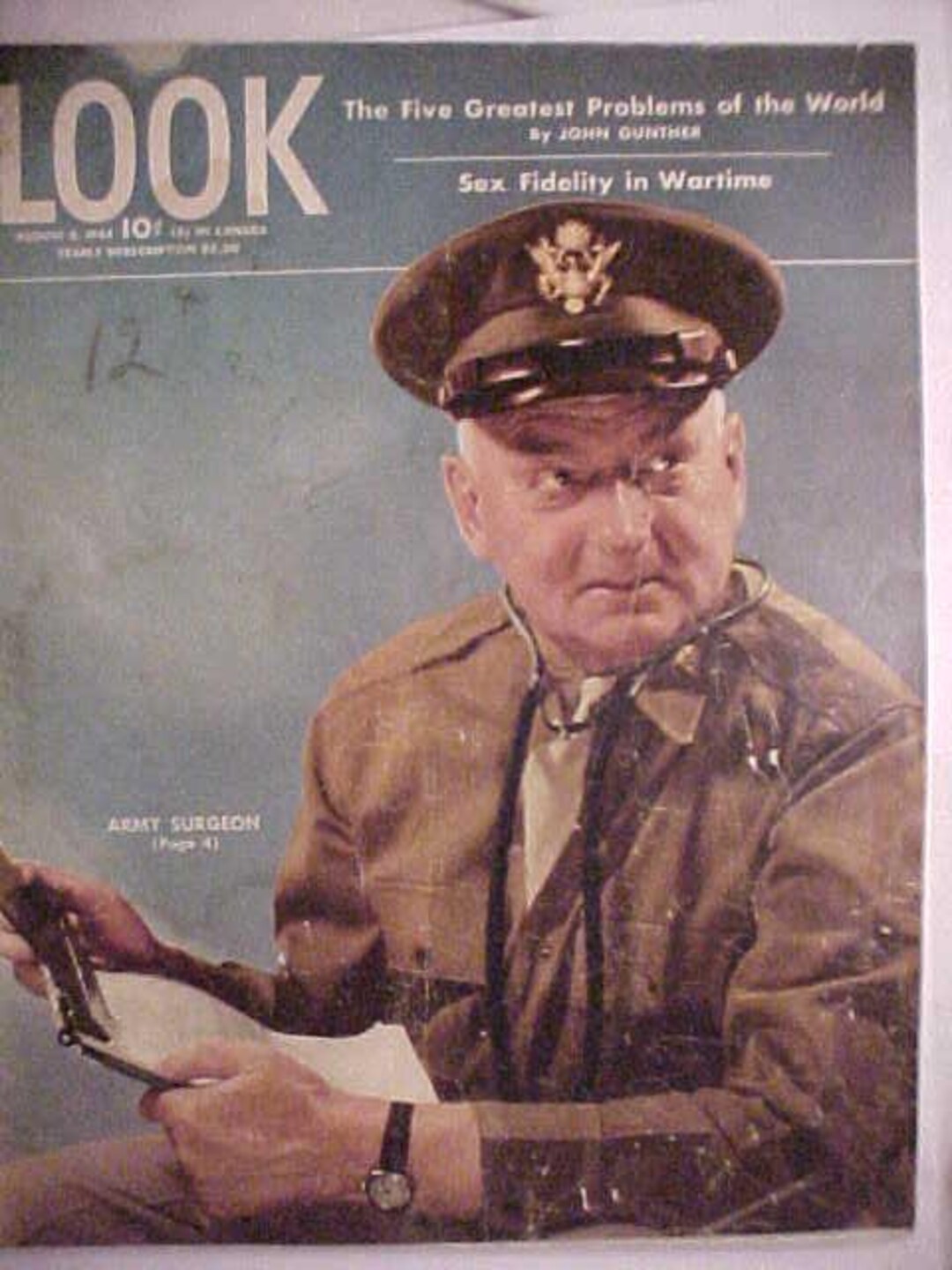 August 8, 1944 LOOK Magazine With Army Surgeon General Ralph G. Devoe ...