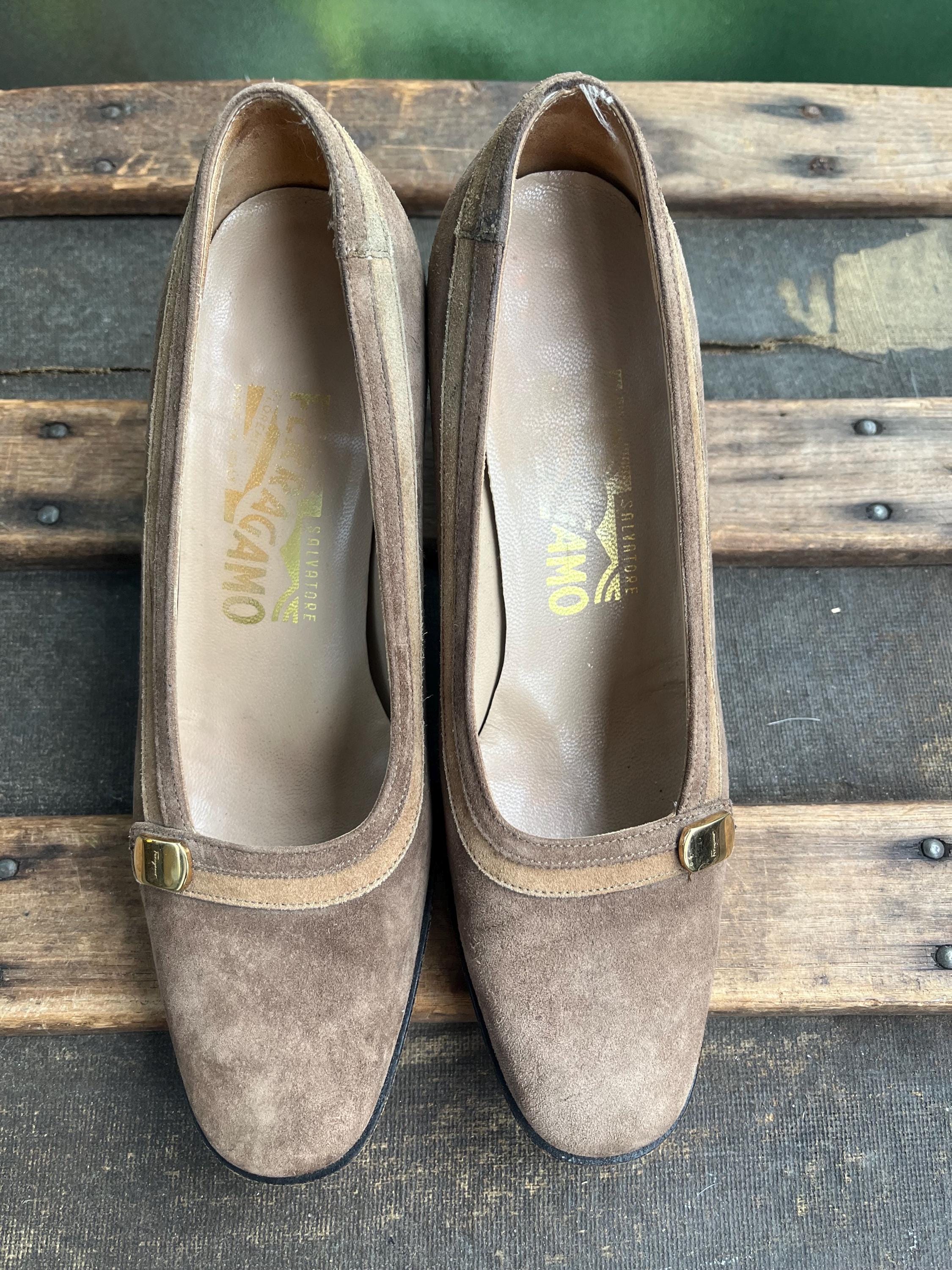 FERRAGAMO Vintage 1990s Cappuccino Nubuck Suede Rounded Toe Pumps With ...