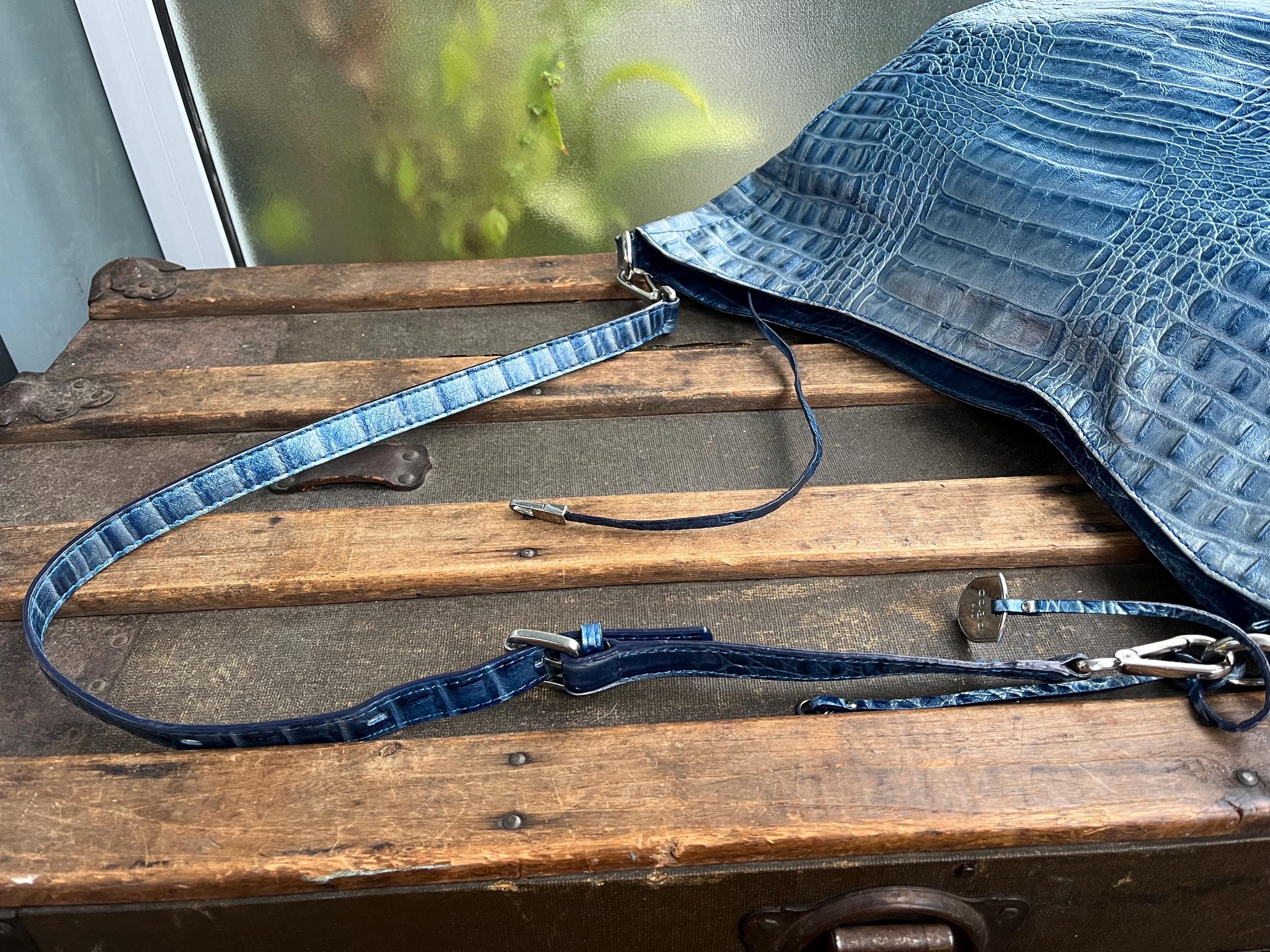 COBO BLU Vintage Y2K Metallic Blue Alligator Embossed Leather Slouch ...