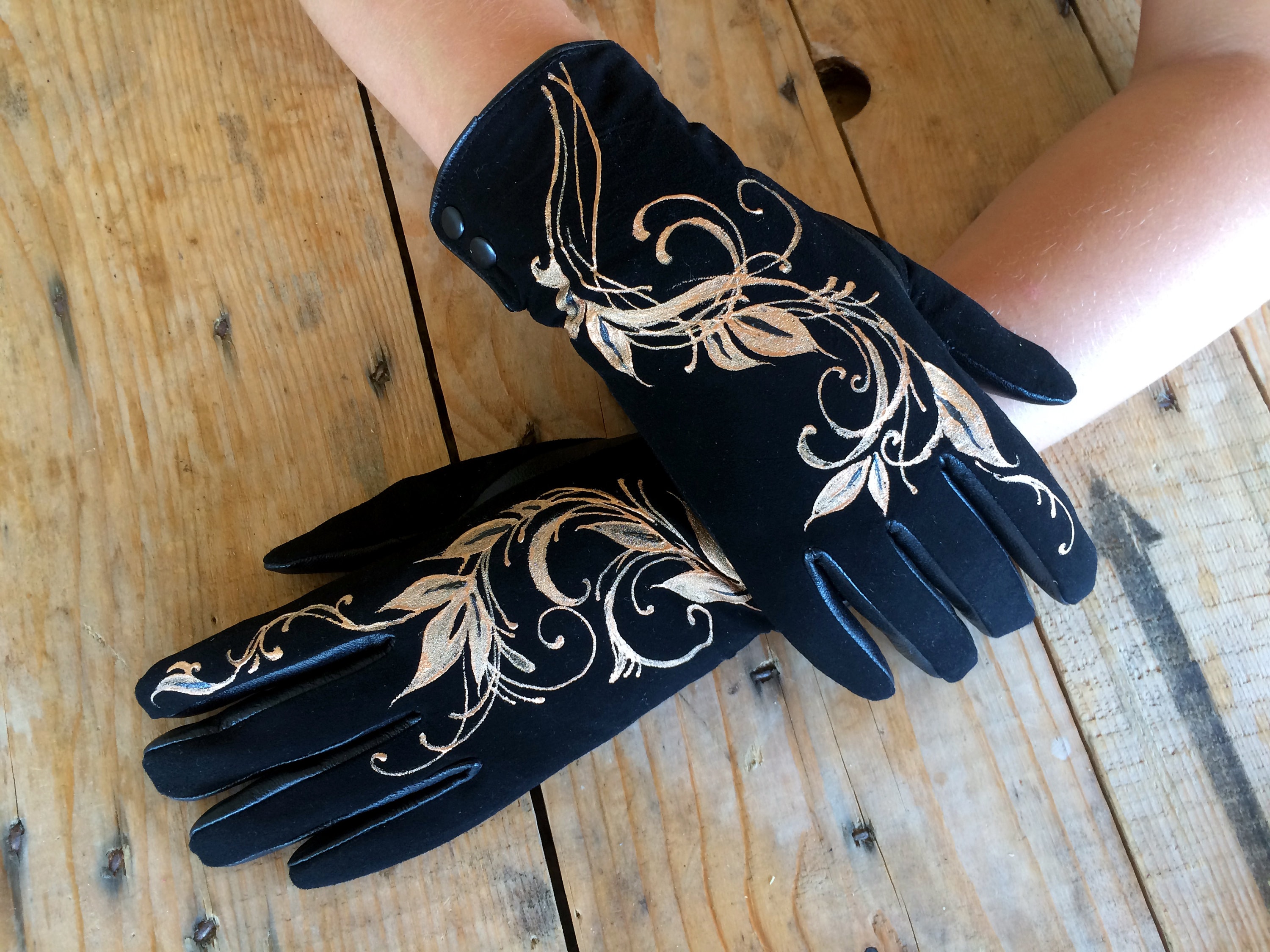 Gold floral gloves Black leather gloves womens Hand painted | Etsy