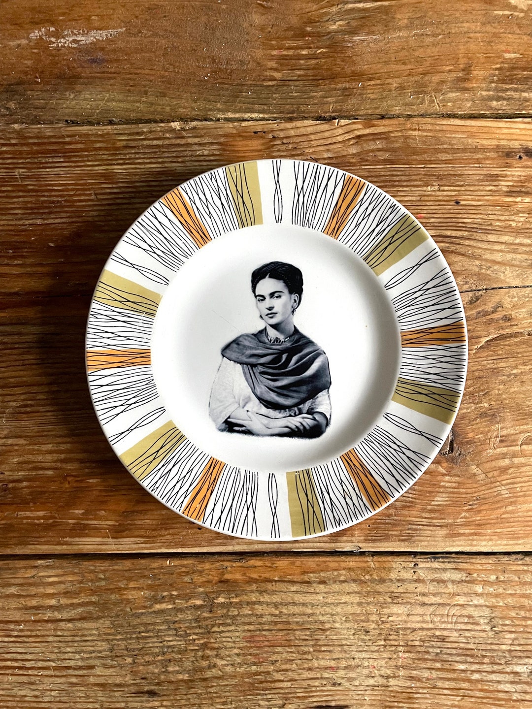 Vintage Plate Frida Kahlo Altered Art Mexico Artist / Wall Art Plate - Etsy