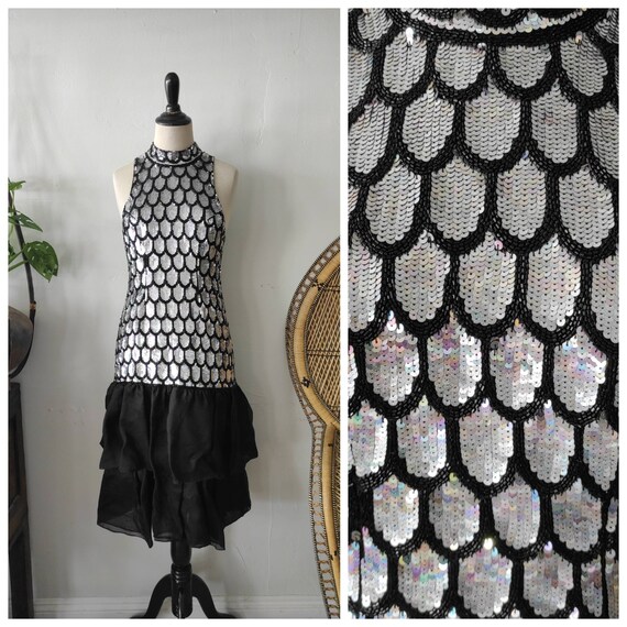 Glam sparkly silver iridescent fish scale sequin/bead… - Gem