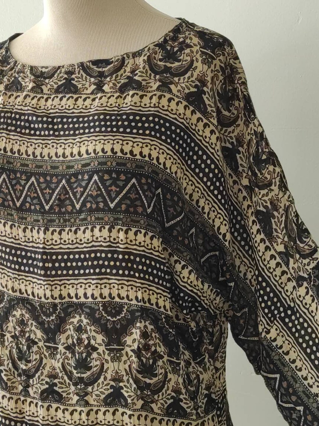 Zashi India Earthy Green/black/tan/light Brown Floral Paisley Block ...