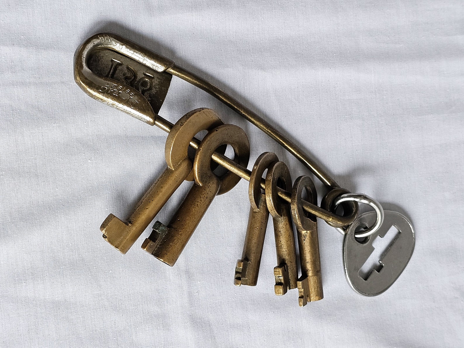 Brass Keys Lot - Early 20th Century - Use in Old Machines and Locks ...