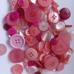 100 Pink Mix of Sewing Buttons 3.99 Shipping - Etsy