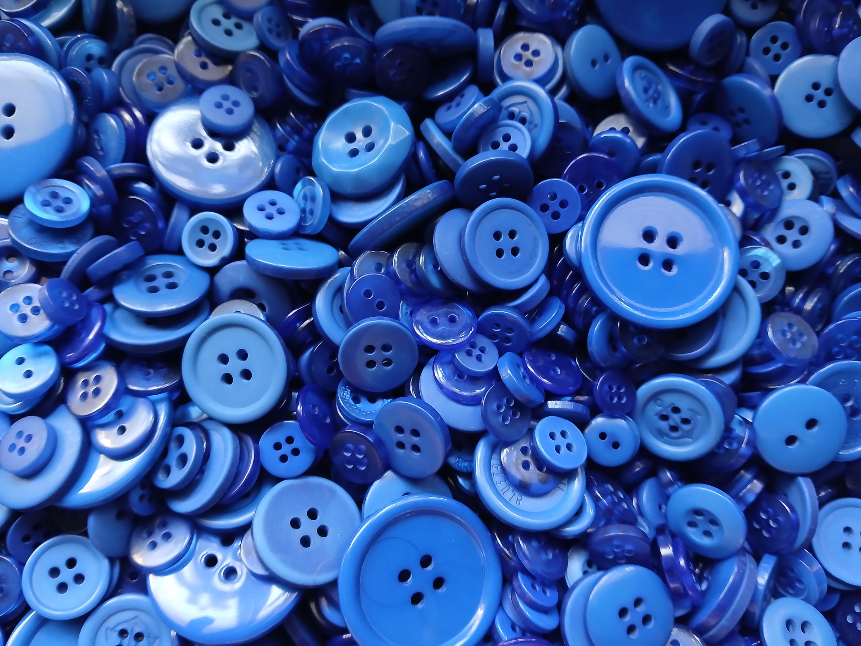 100 Blue Mix of Sewing Button 3.99 Shipping - Etsy