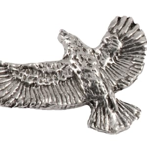 Creative Pewter Designs Red-tailed Hawk Bird Pewter Lapel Pin Brooch ...