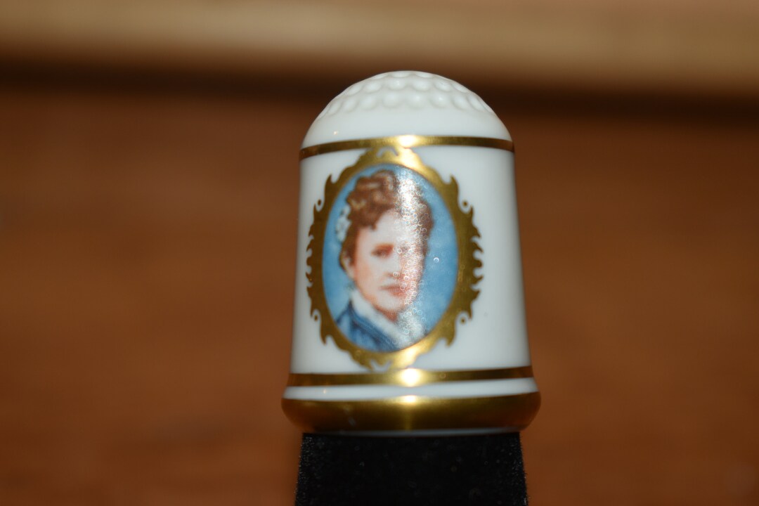 Vintage 1978 Franklin Mint First Ladies Thimble: Lucretia Garfield ...