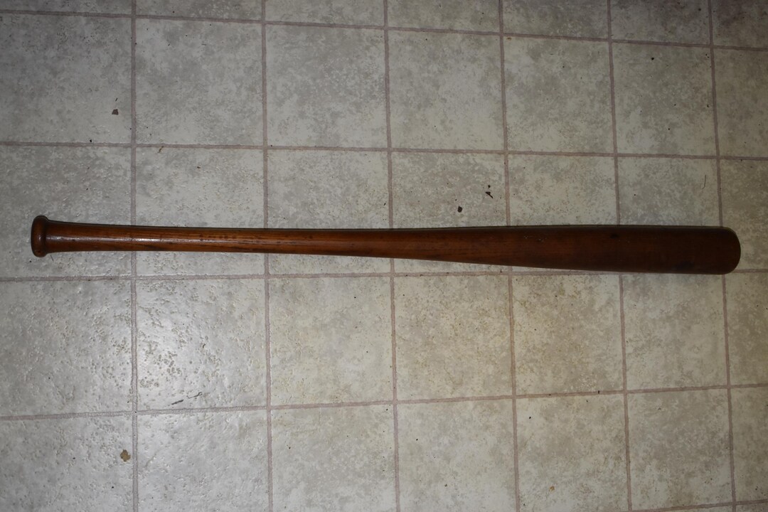 Authentic Vintage Circa 1940s It’s A Louisville Slugger Wooden Baseball ...