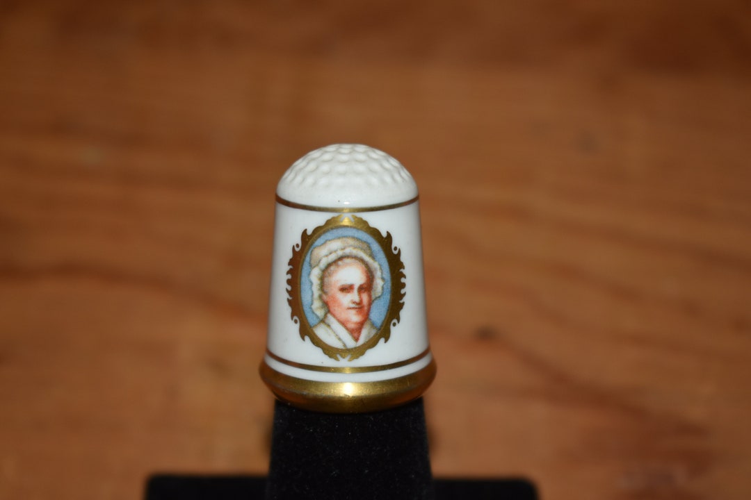 Vintage 1978 Franklin Mint First Ladies Thimble: Martha Washington ...