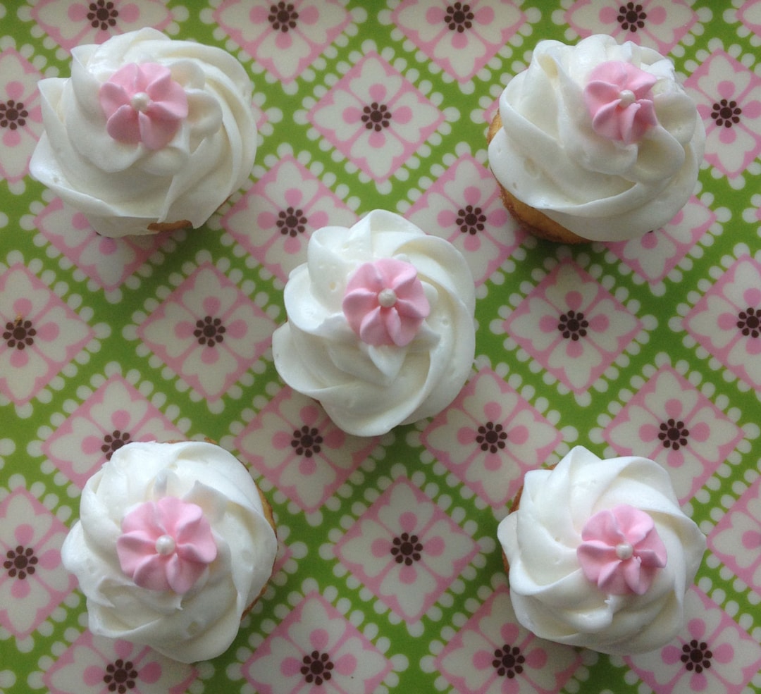 Light Pink Royal Icing Flowers (100) - Etsy